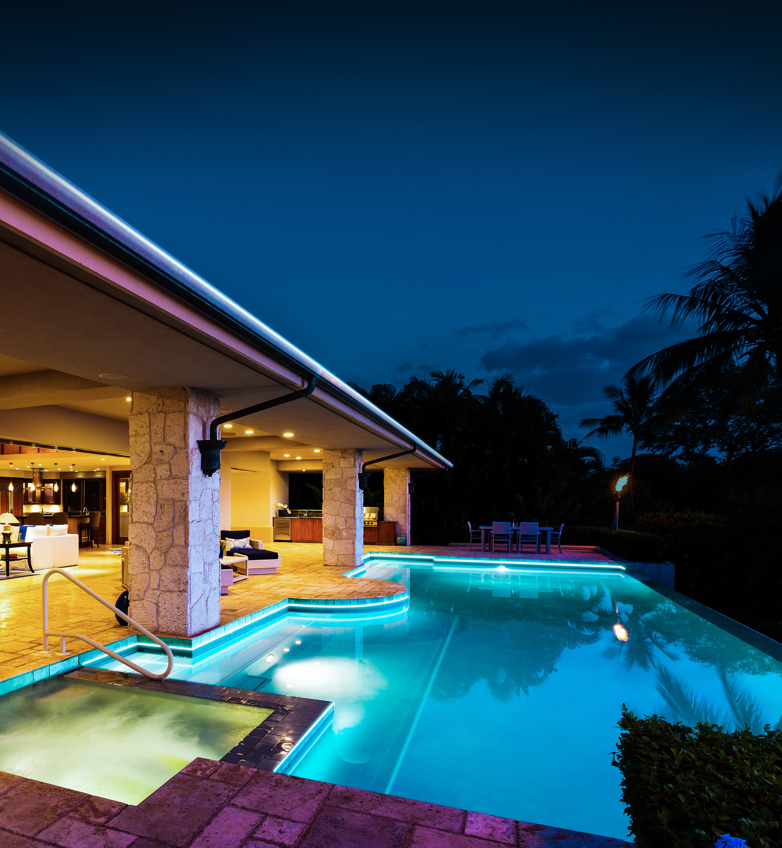 Neon pool | Luz Negra